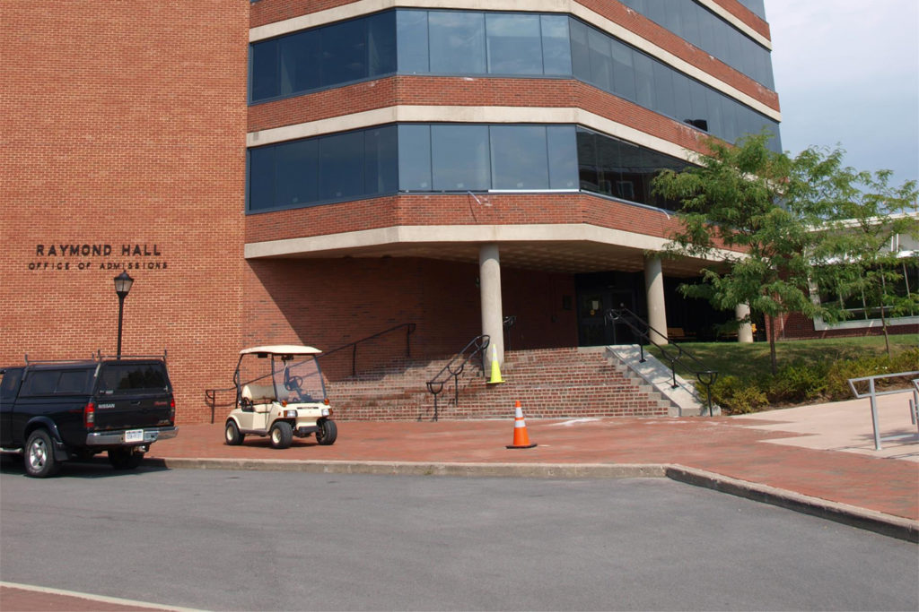 Raymond Hall - Mach Architecture